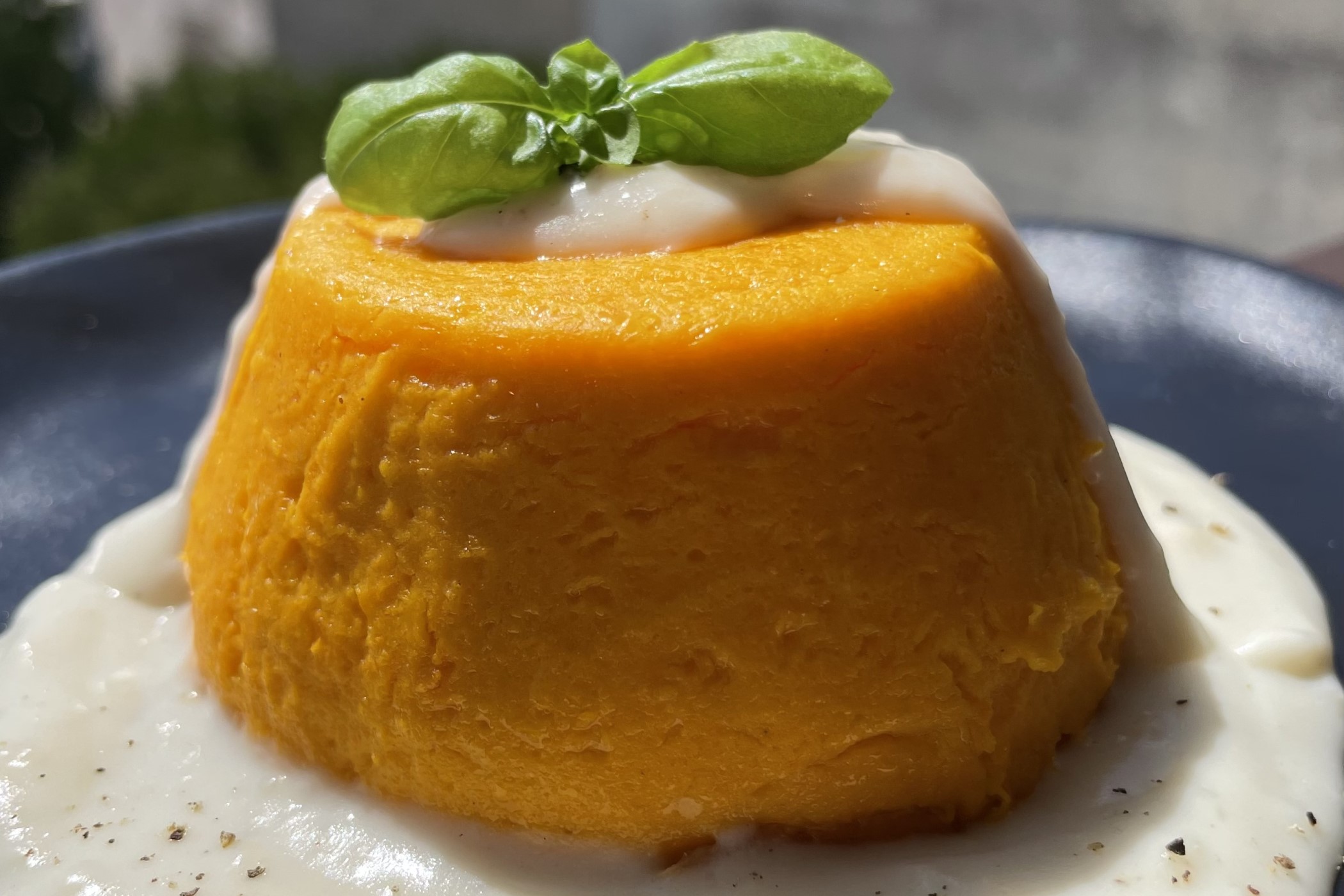 Flan di carote: un antipasto soffice e gustoso - MoltoFood