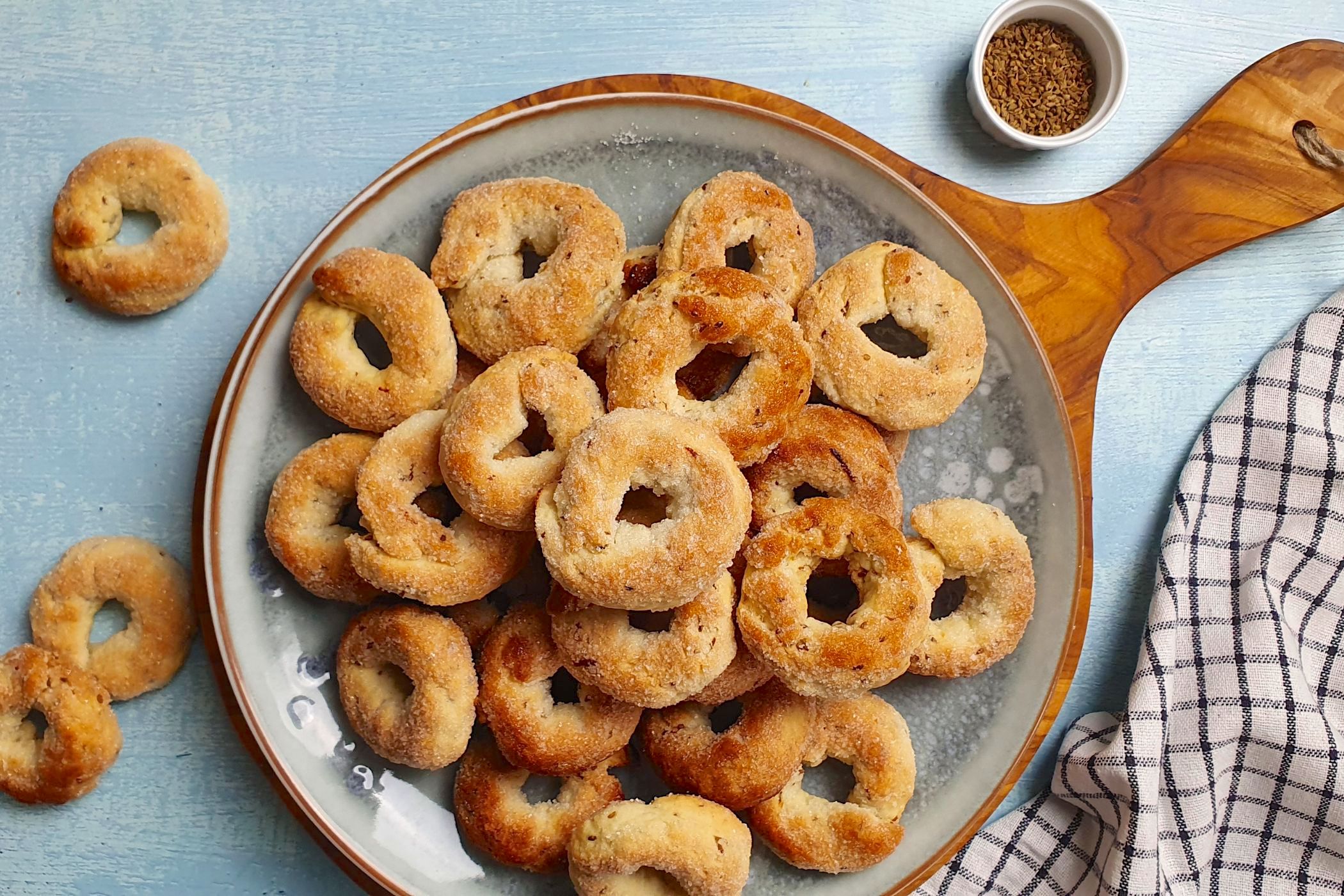 Ciambelline al vino e anice, croccanti e profumatissime! - MoltoFood