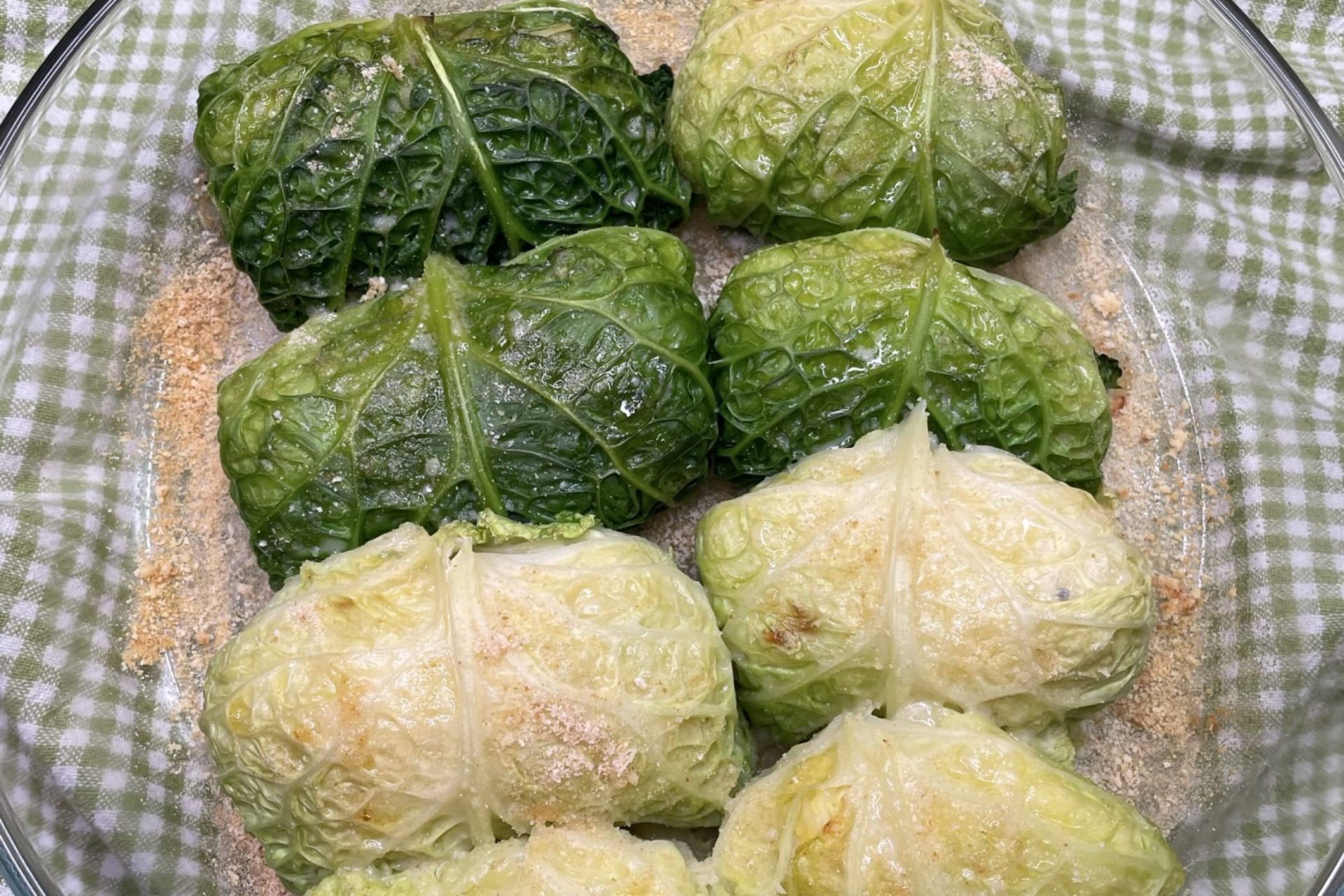 Involtini di verza vegetariani, ricetta semplice e gustosa - MoltoFood