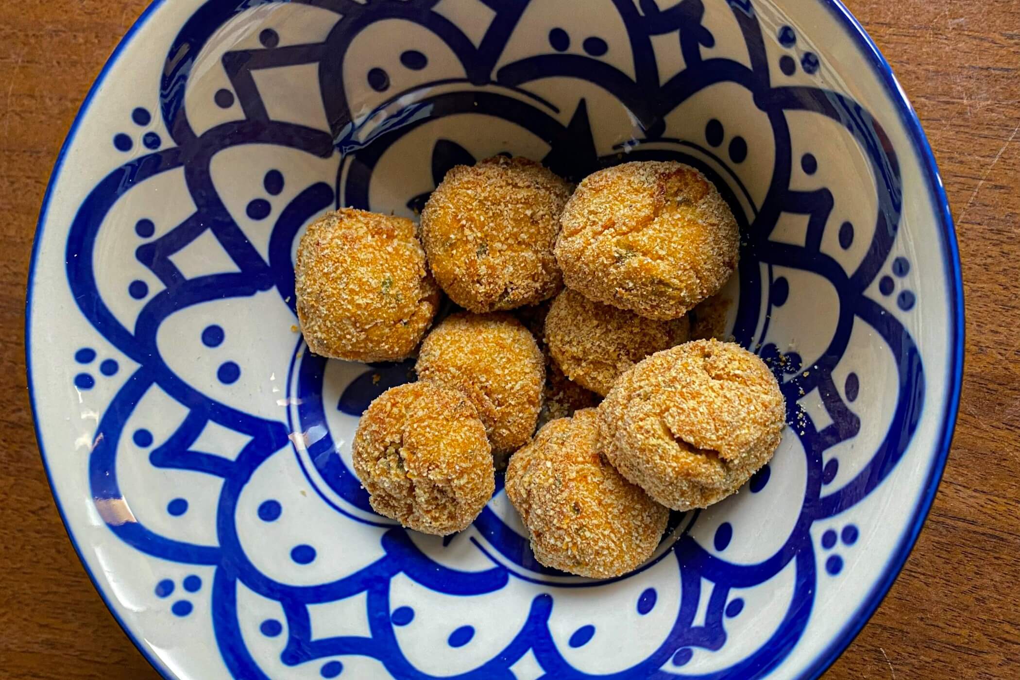 Polpette di salmone, la ricetta facile e super sfiziosa - MoltoFood