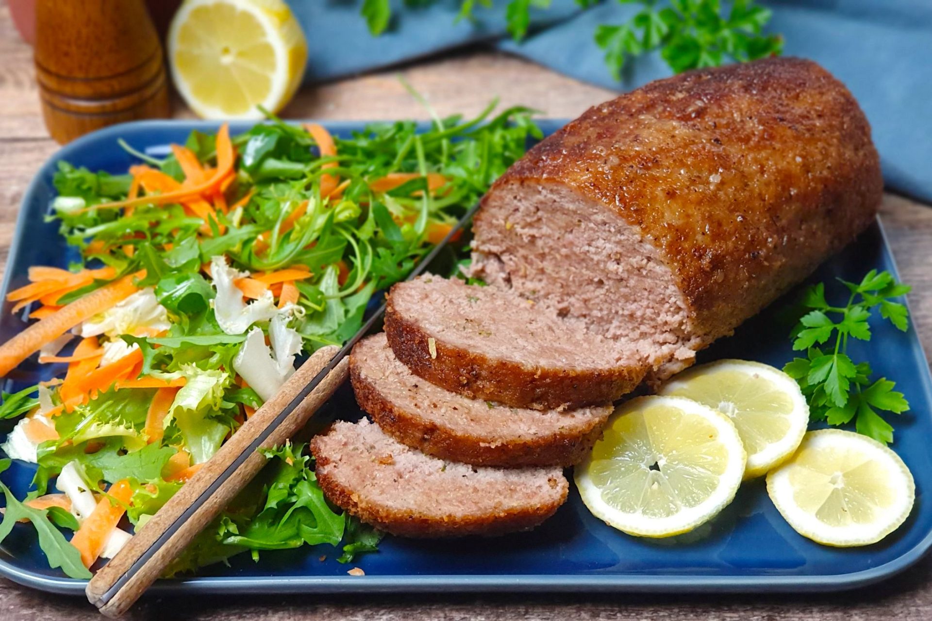 Polpettone, la ricetta tradizionale infallibile e gustosa - MoltoFood