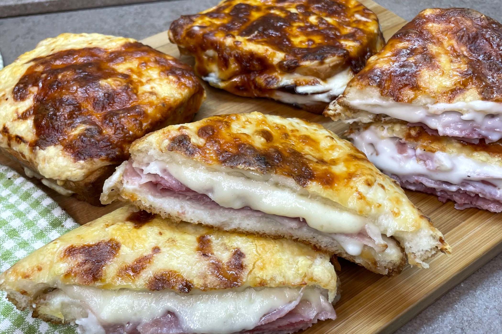 Croque monsieur: la ricetta originale del toast francese - MoltoFood