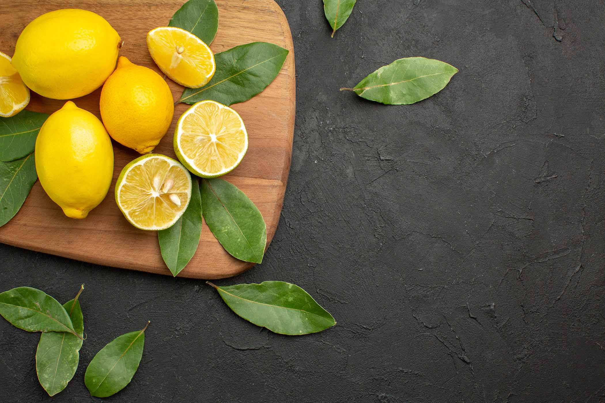 La ricetta dei tagliolini al limone e provolone - MoltoFood