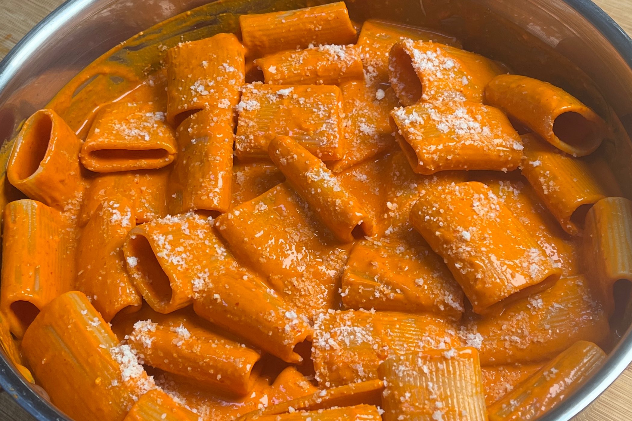 Pasta con nduja, la ricetta veloce e cremosissima - MoltoFood