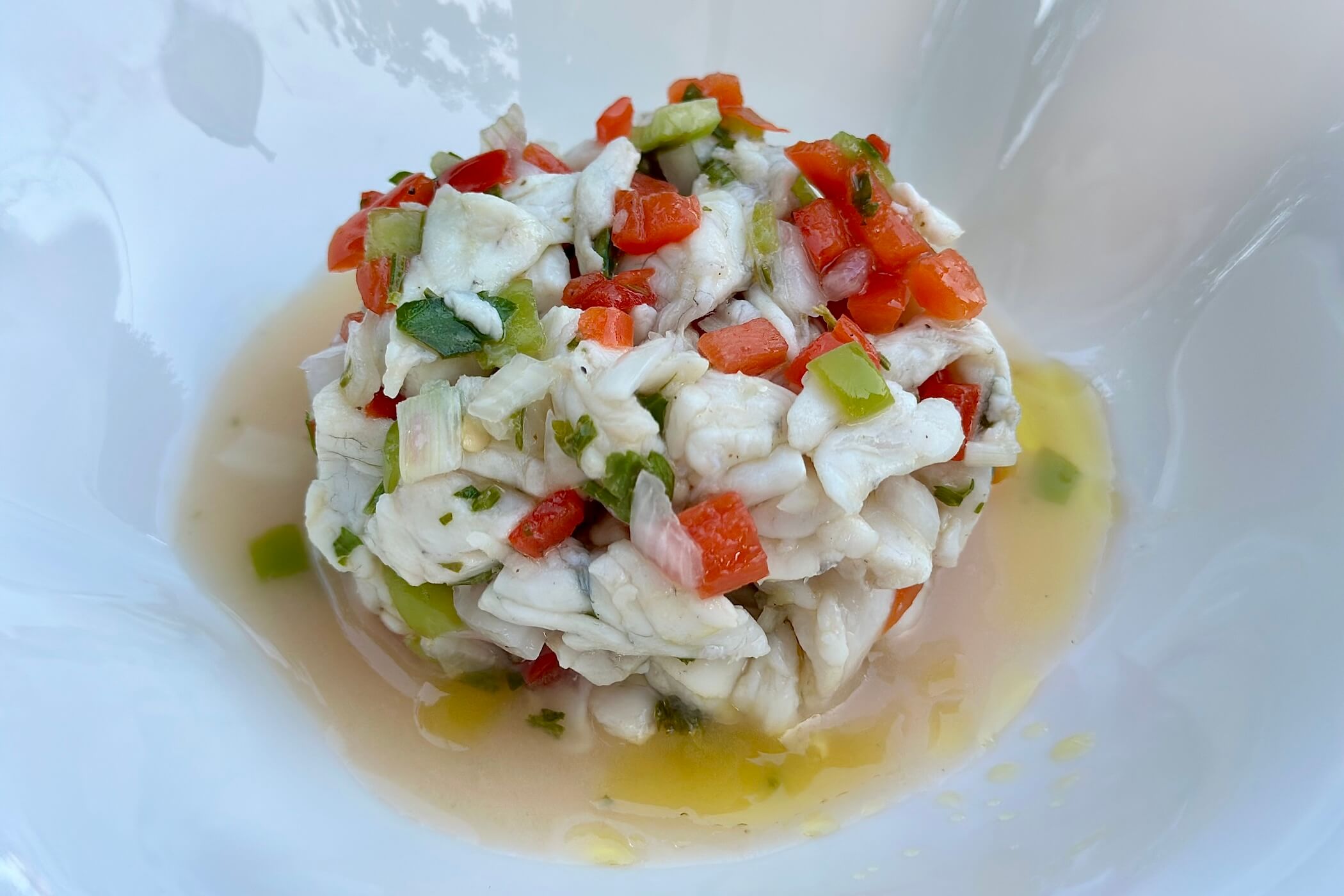 Ceviche di pesce: la ricetta semplice con cui stupire tutti - MoltoFood